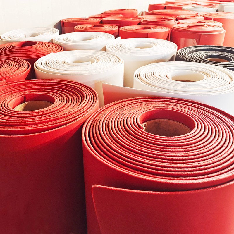 Silicone foam roll